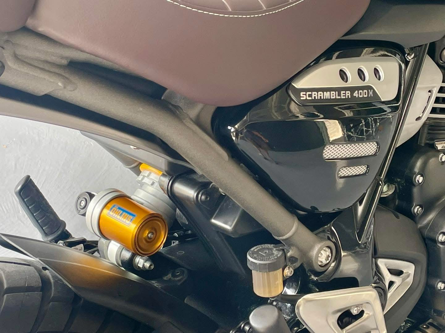 Ohlins STX 46 Shock Absorber - Triumph Speed 400 / Scrambler 400X – A&J ...