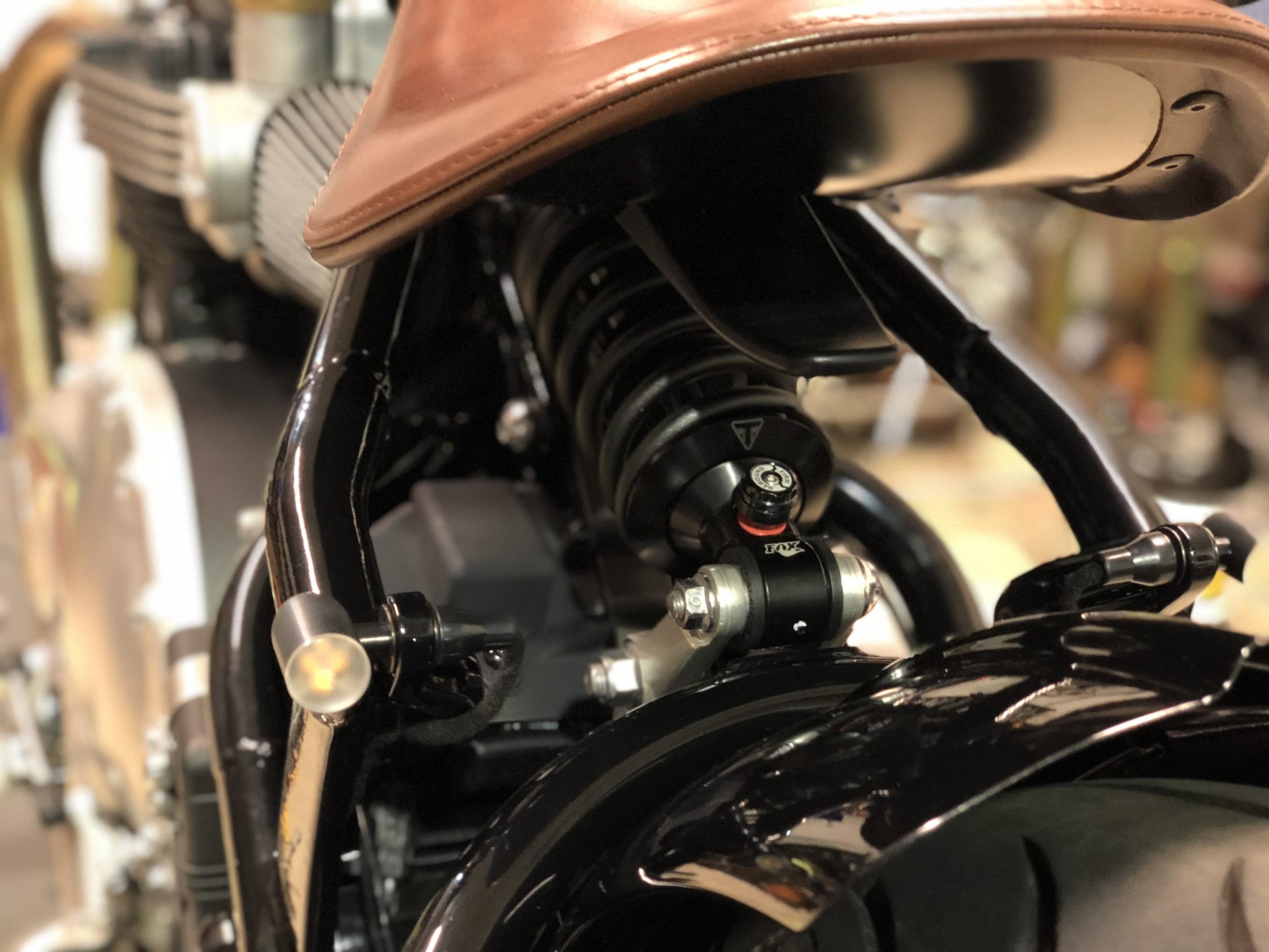 Motone Ribbed Triline Rear Turn Signal Brackets - Black - Triumph ...