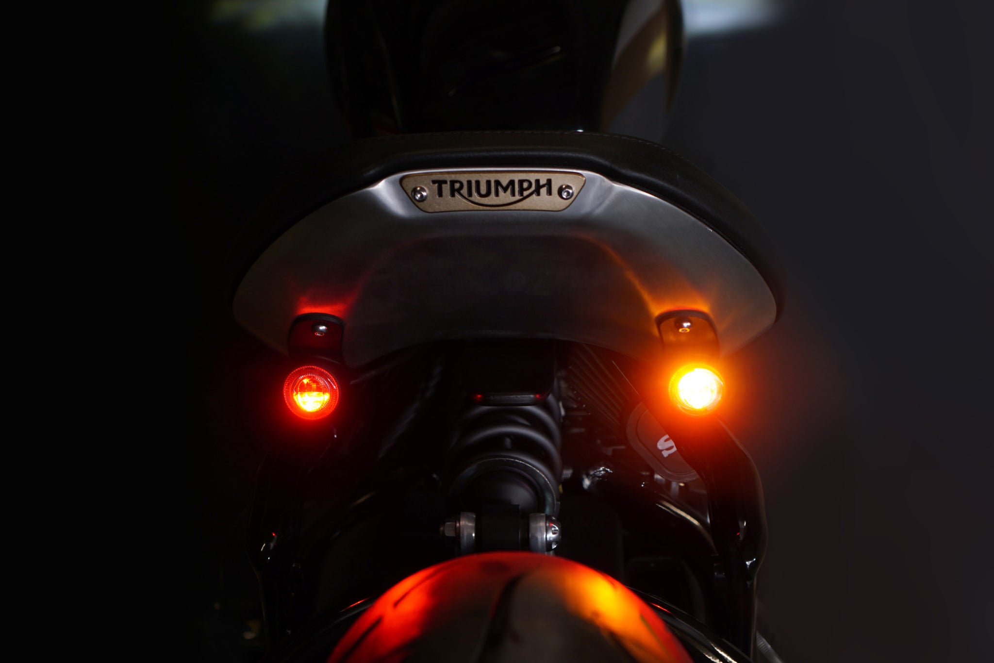 Viba D30 Multifunction LED Turn Signals - Rear - Triumph Bobber - A & J ...